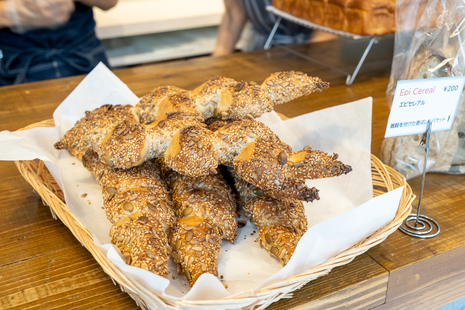 二子玉川「BLUE POPPY Bakery」で味わいたい、ニューヨーク帰りのシェフが作るパン - ぱんてな｜パン好きさんたちの“パン活”を ...